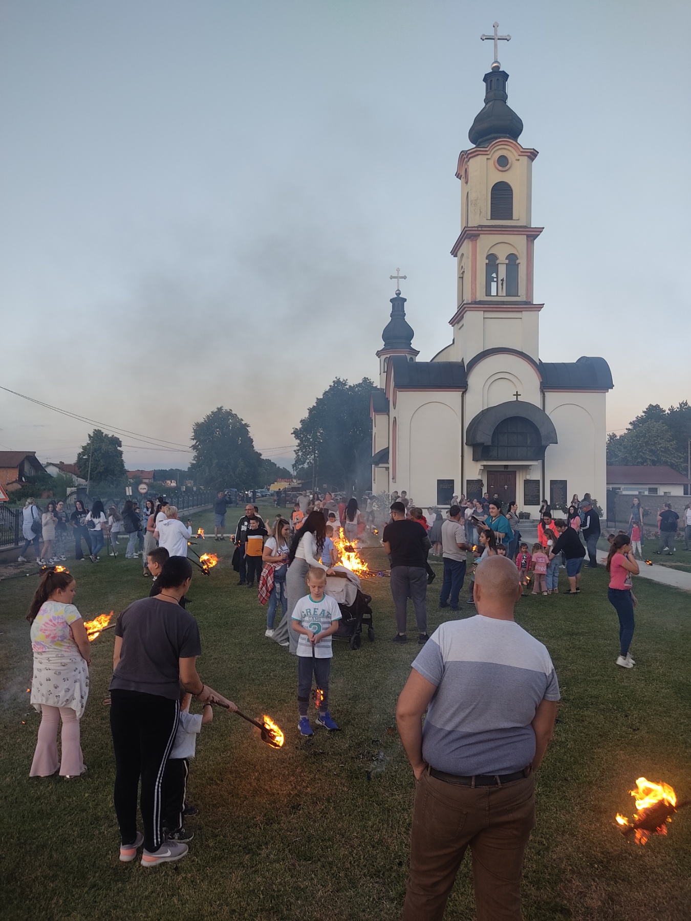 LILA, LILA... U Suvom Polju radost uoči Petrovdana FOTO